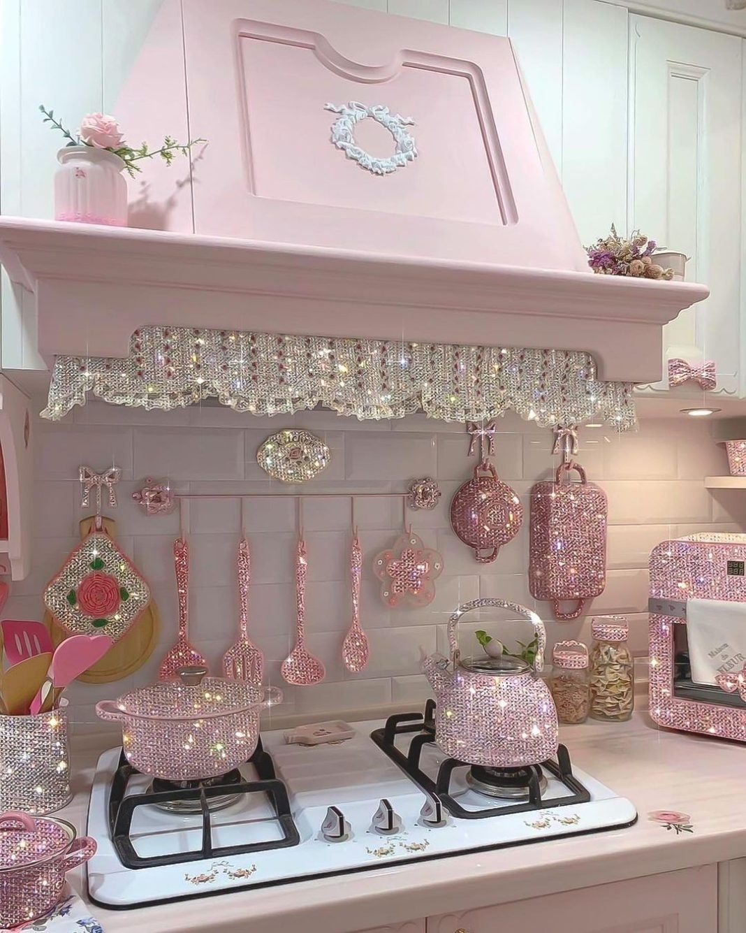 These Pink Kitchen Will Make You Happy